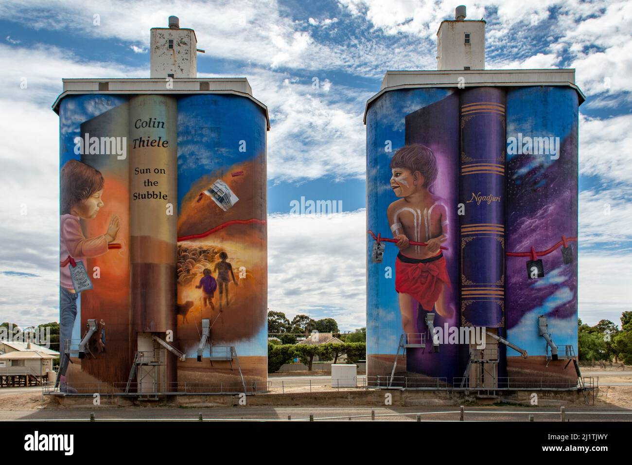 Sun on the Stubble and Ngadjuri Silo Art, Eudunda, South Australia ...