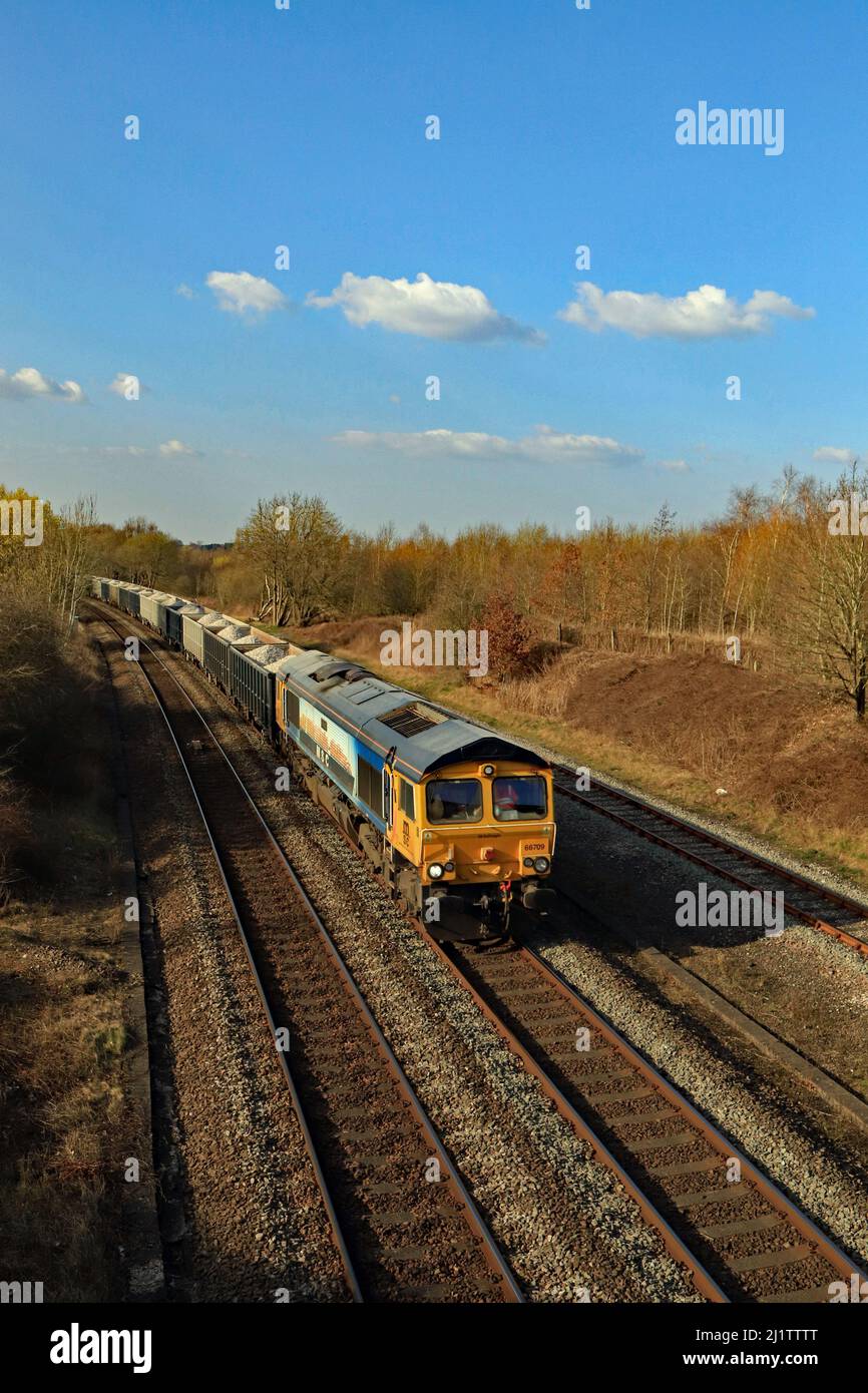 Msc shipping livery hi-res stock photography and images - Alamy