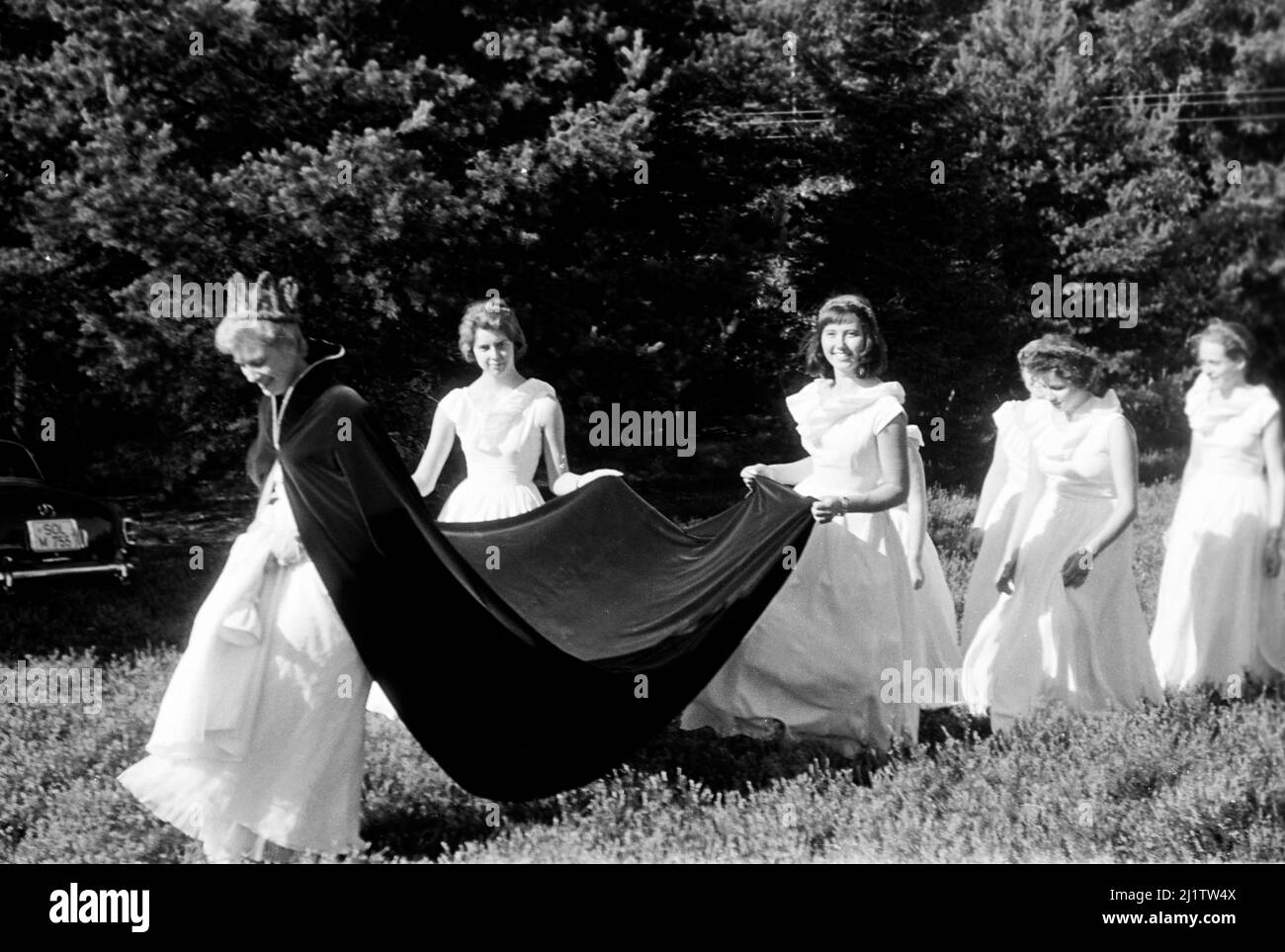 Die Heidekönigin Hannelore Küsel des Heideblütenfestes in der ...