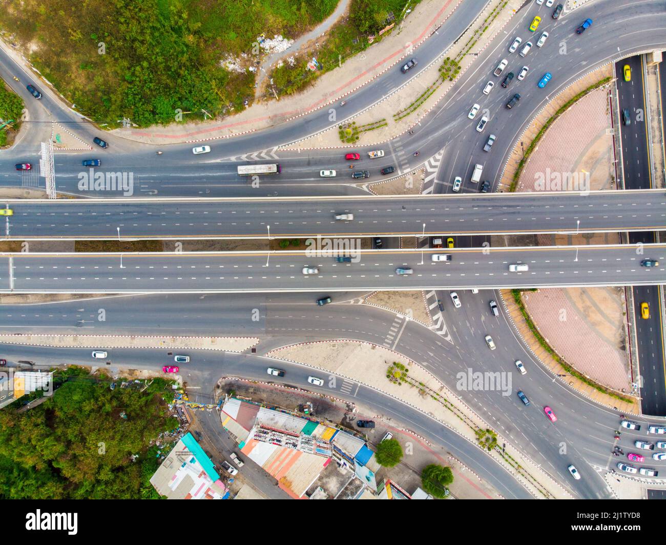 Modern city transportation with Expressway, road and Roundabout ...