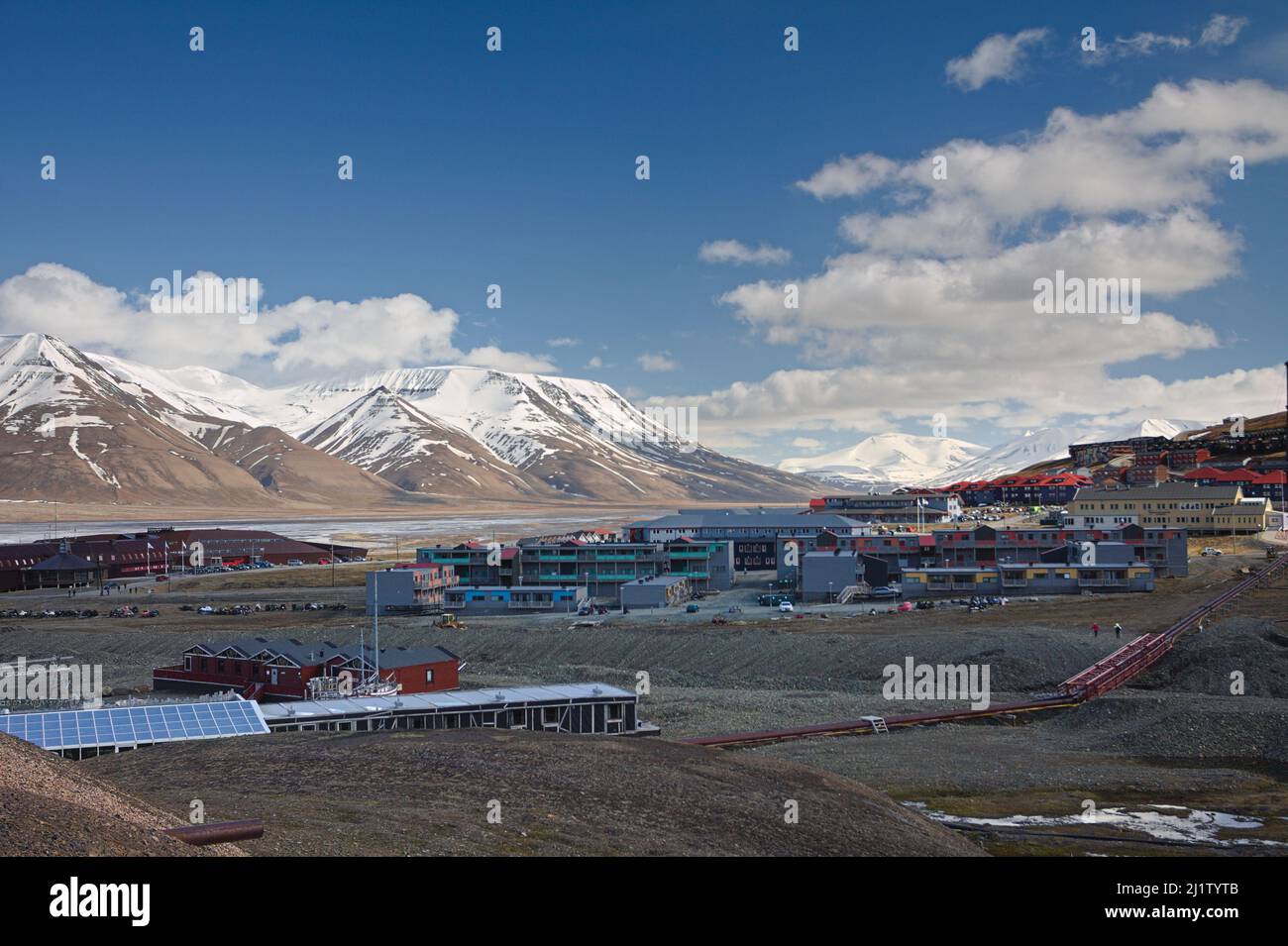 Svalbard city hi-res stock photography and images - Alamy