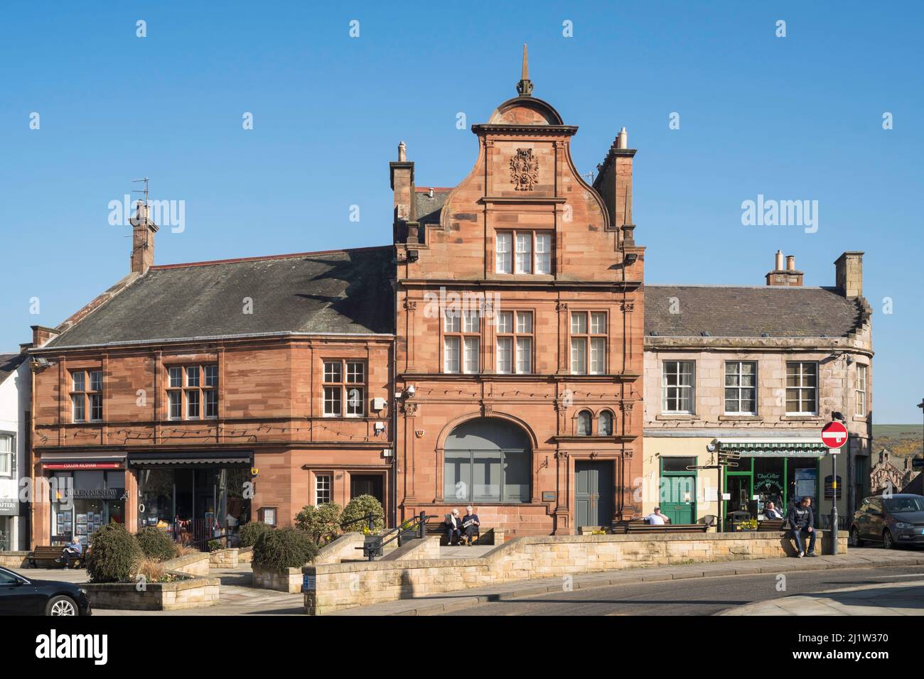 Melrose town scottish borders hi-res stock photography and images - Alamy