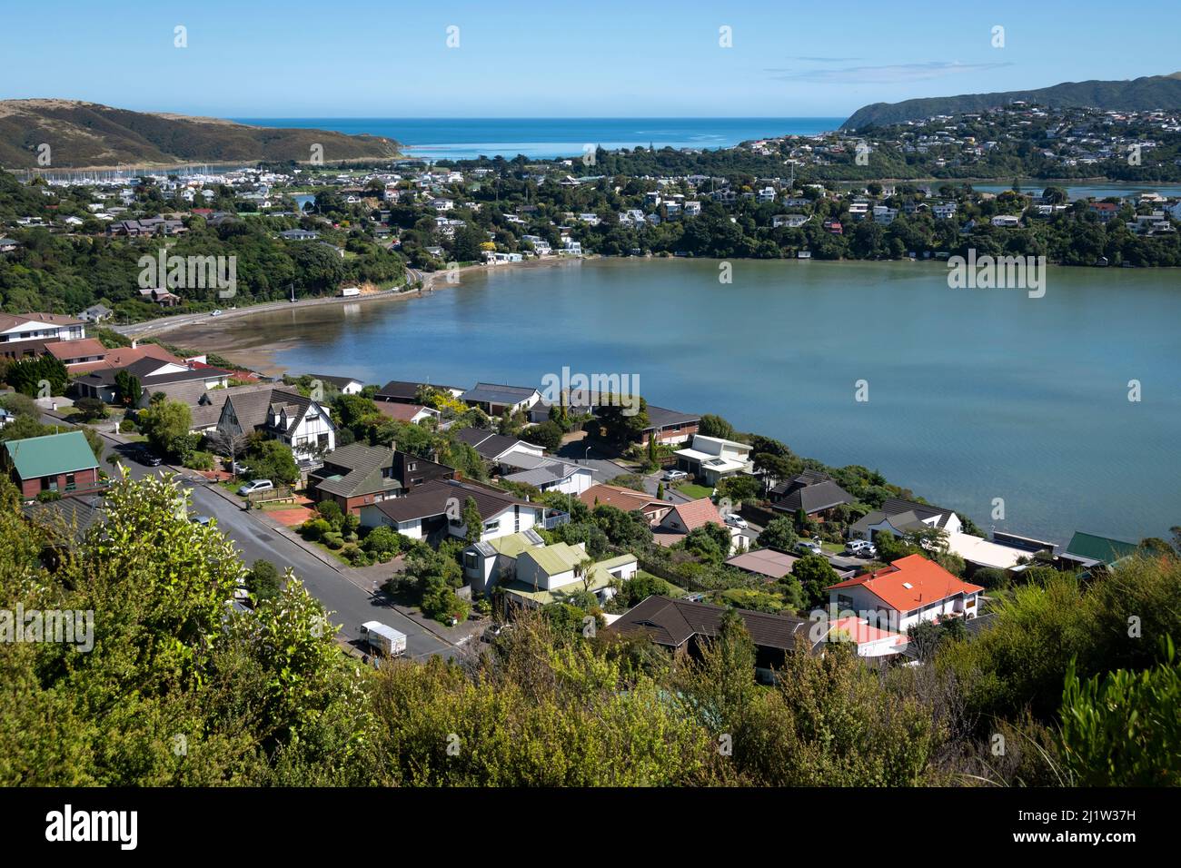 Houses in Whitby and Paremata, beside Browns Bay, Pauatahanui Inlet ...