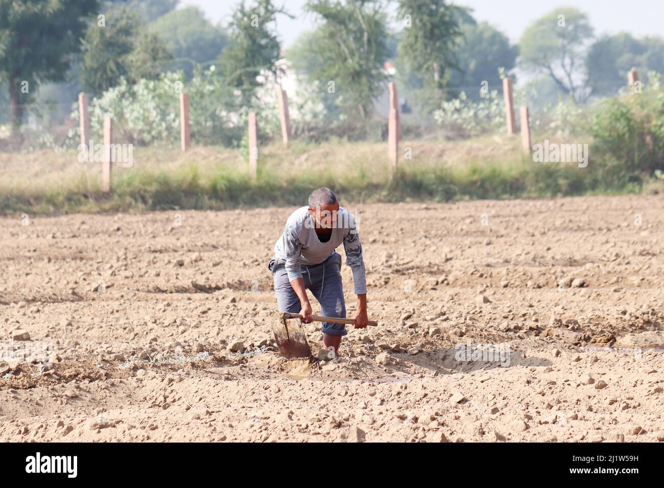 Indian shovel hi-res stock photography and images - Alamy