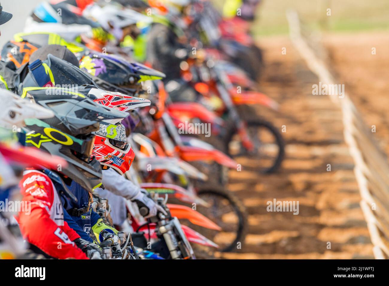Motocross race start line hi-res stock photography and images - Alamy