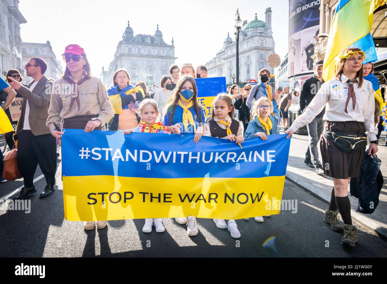 Thousands march in solidarity against the war in Ukraine. 'London ...