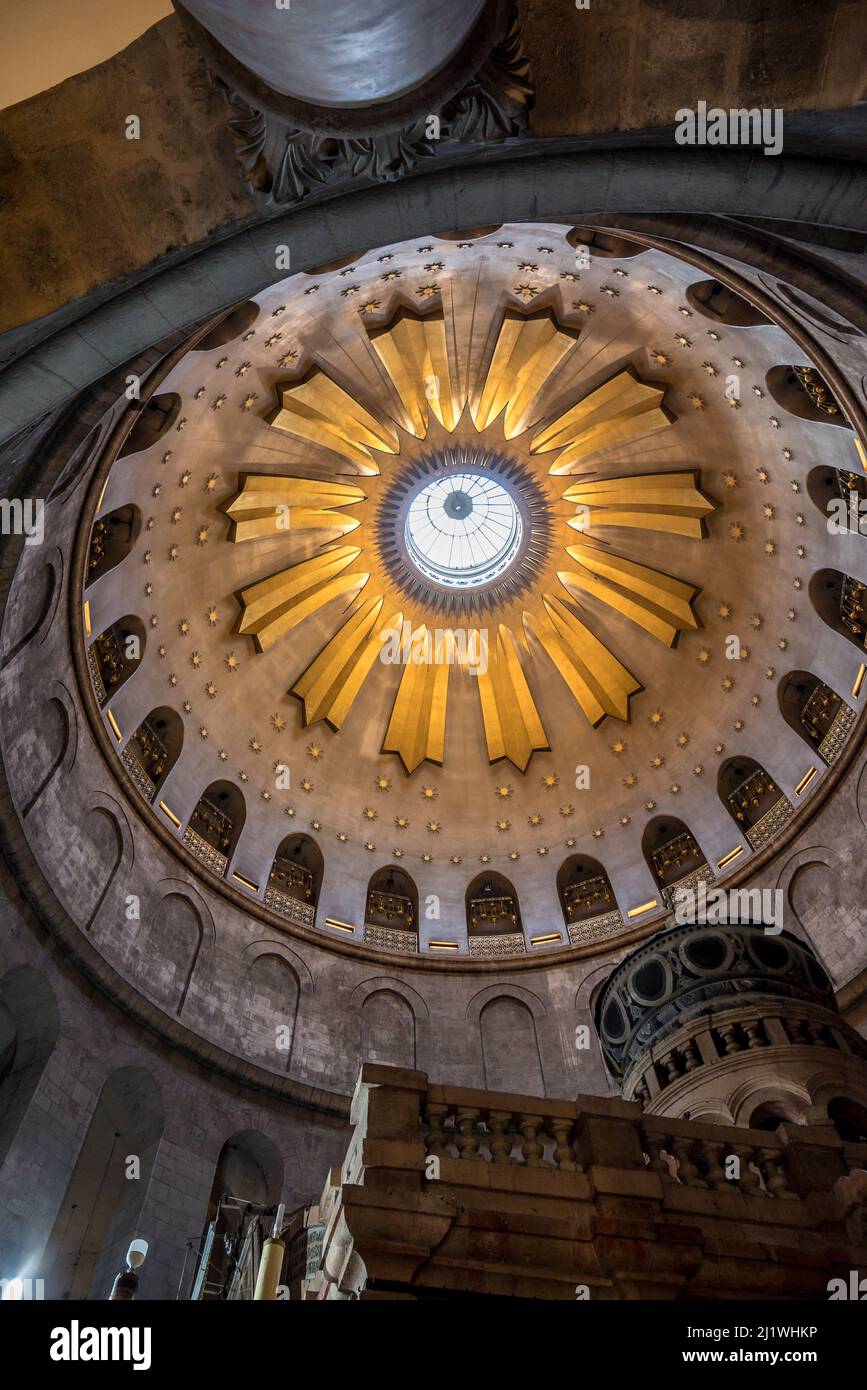 Interior of the Church of the Holy Sepulchre, Christian Quarters, Old ...