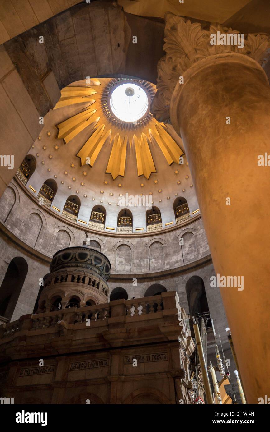Interior of the Church of the Holy Sepulchre, Christian Quarters, Old ...