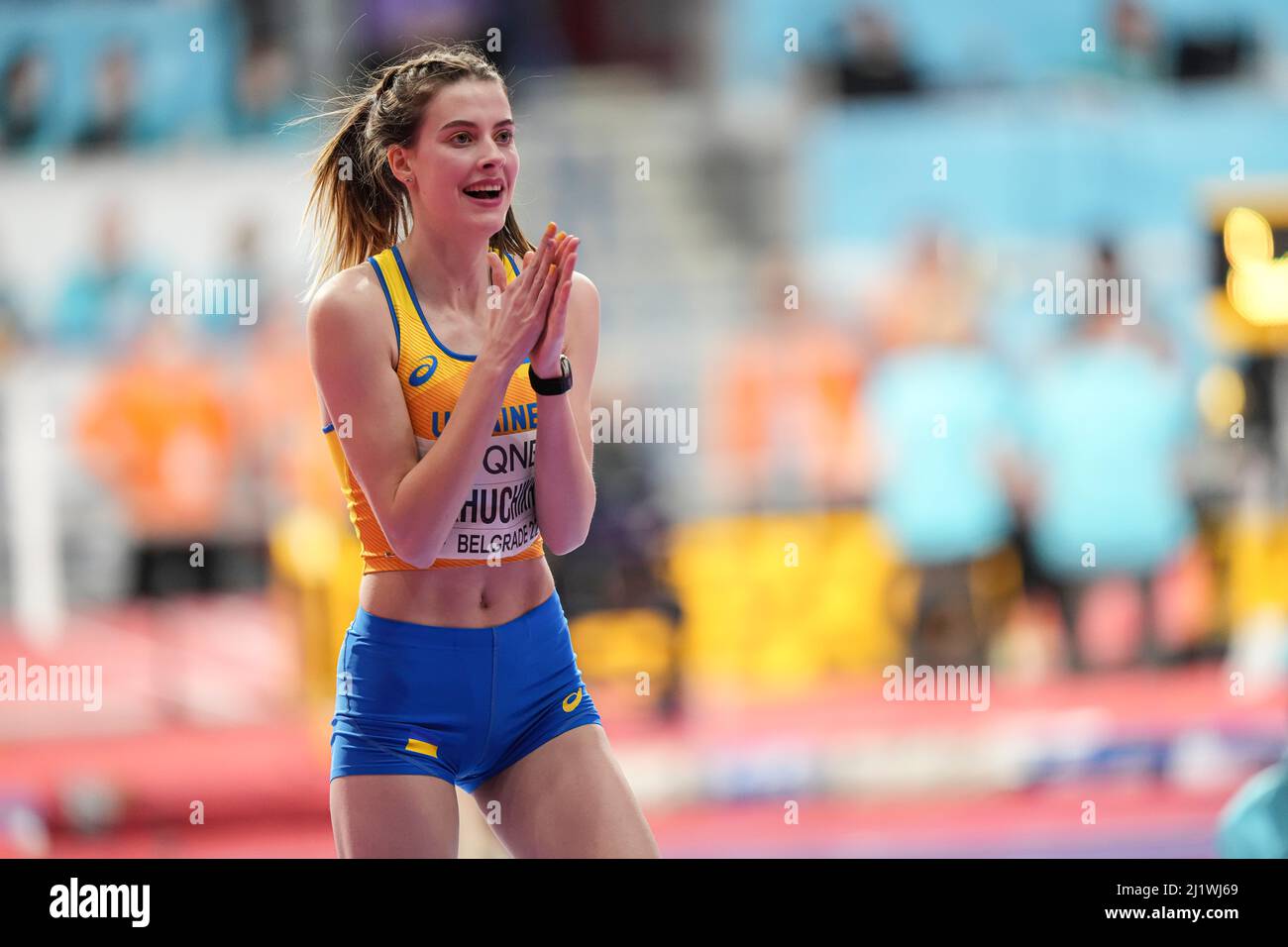 Yaroslava Mahuchikh celebrating her victory with the Ukranian flag at ...