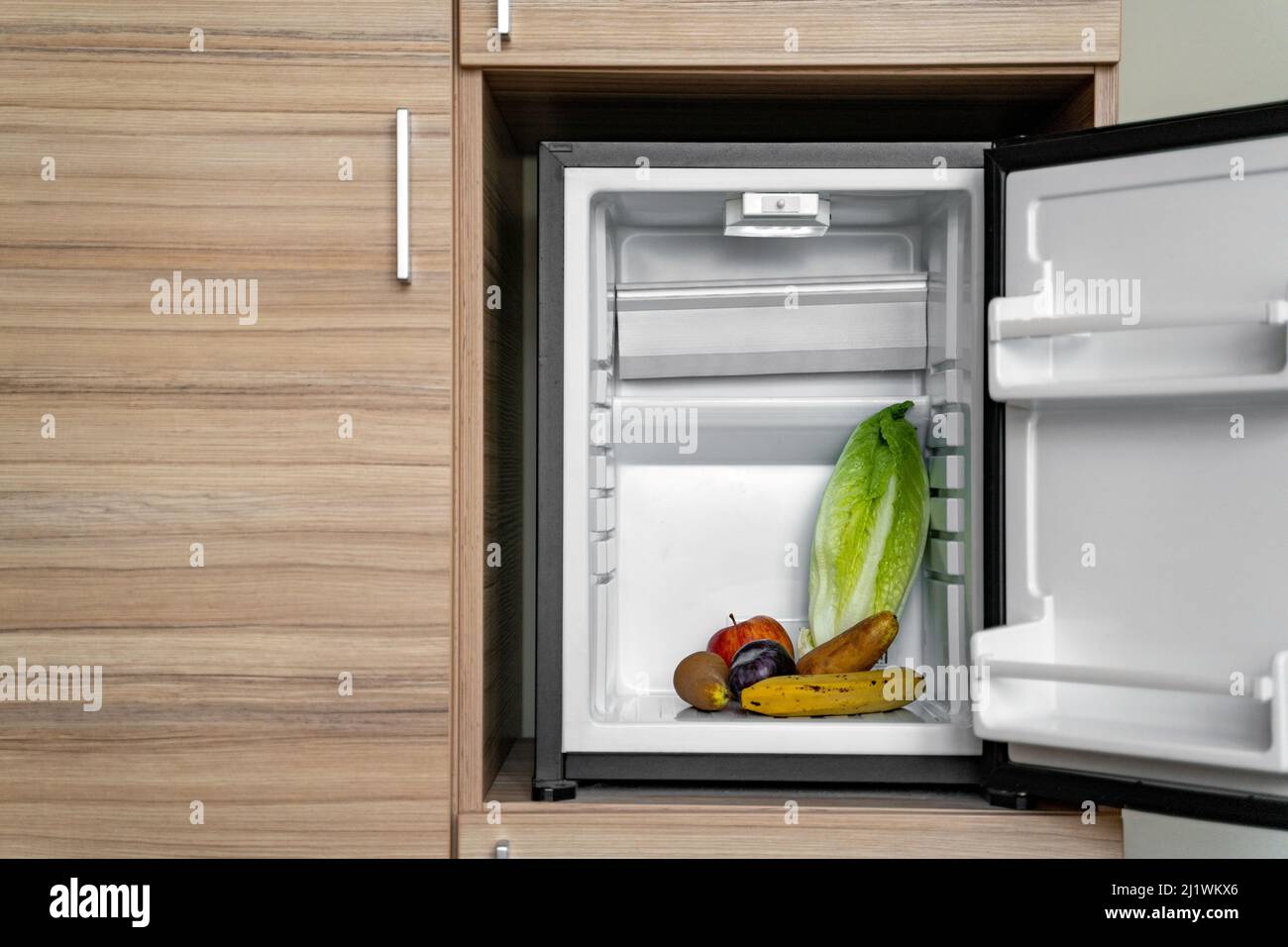 Open fridge door no people hi-res stock photography and images - Alamy