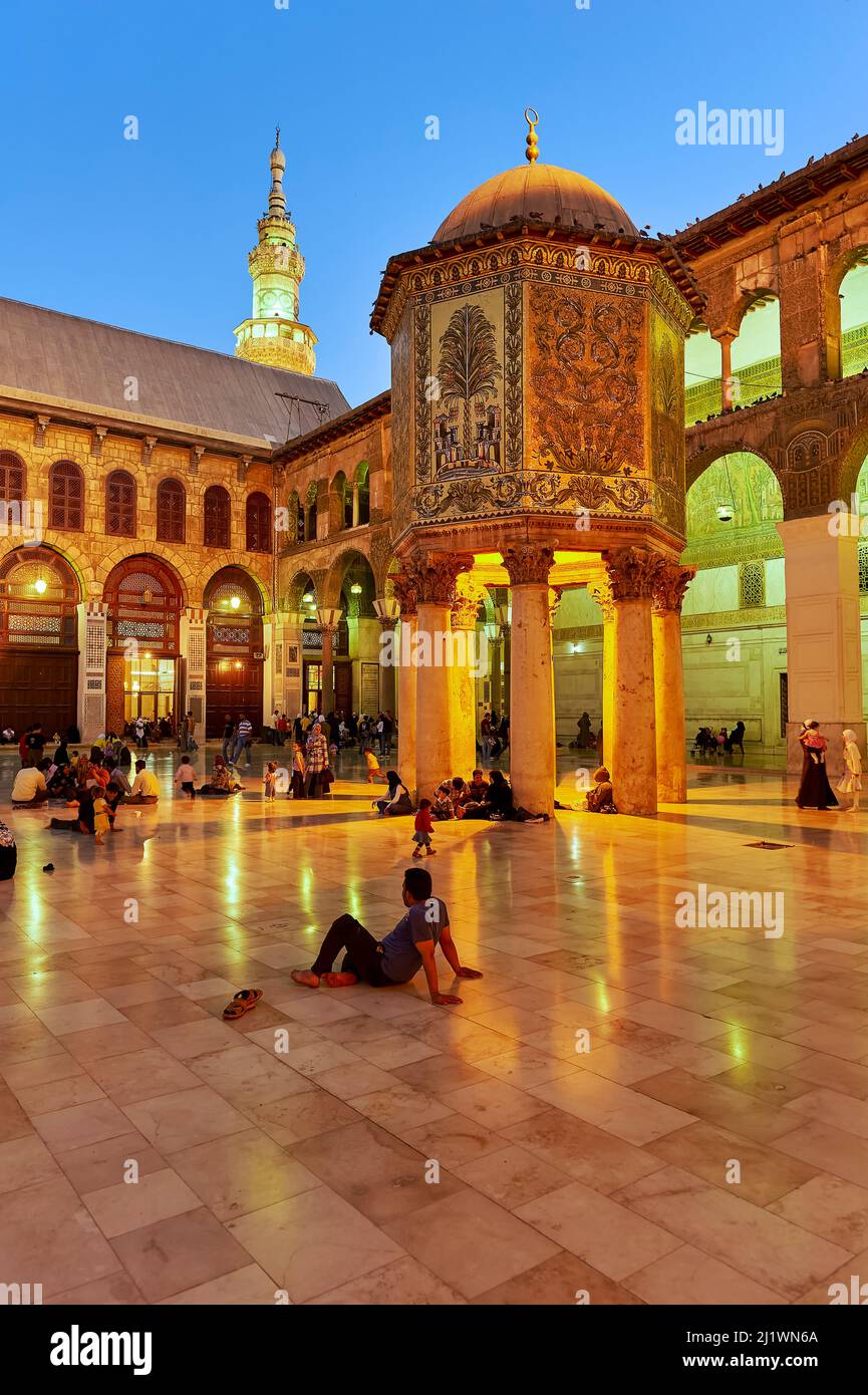 Syria. Damascus. The Umayyad Mosque (Great Mosque of Damascus Stock ...