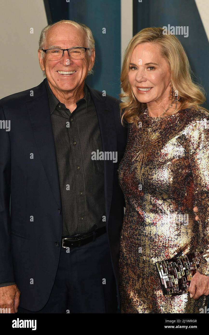 Beverly Hills, California. March 27, 2022, Jimmy Buffett, Jane Slagsvol ...