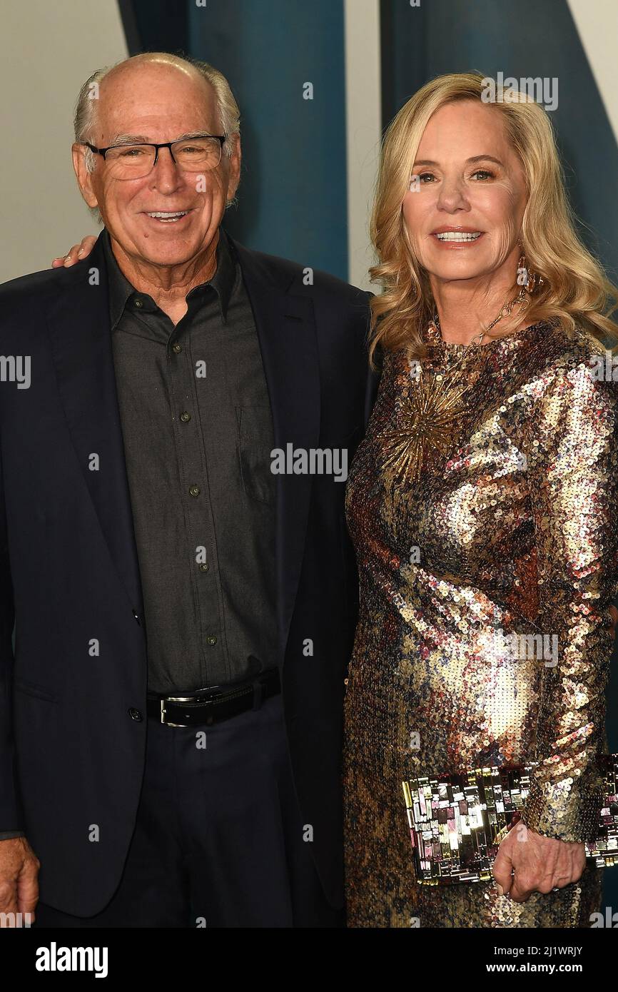 Beverly Hills, USA. 27th Mar, 2022. Jimmy Buffett, Jane Slagsvol attend ...