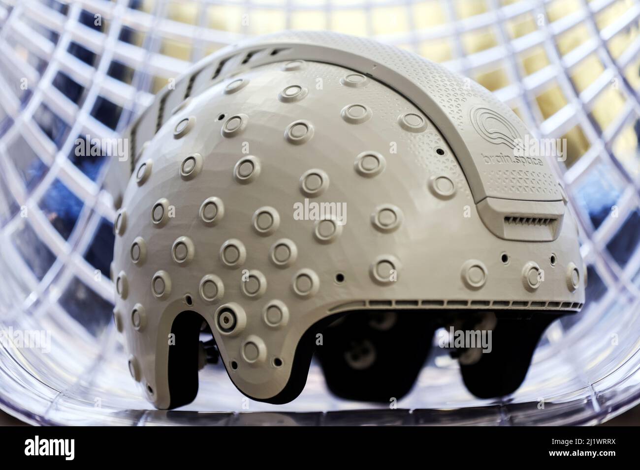 Electroencephalogram eeg hi-res stock photography and images - Alamy