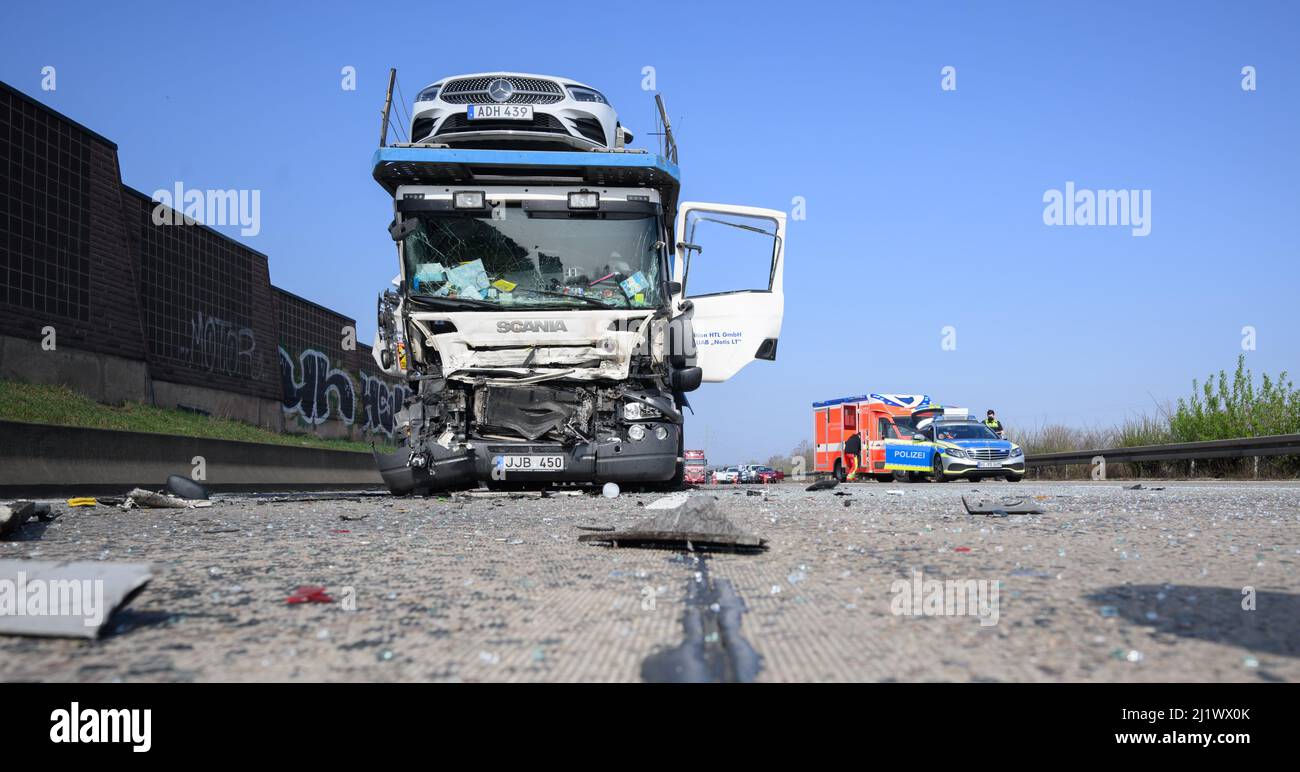 Car accident on highway autobahn hi-res stock photography and images ...
