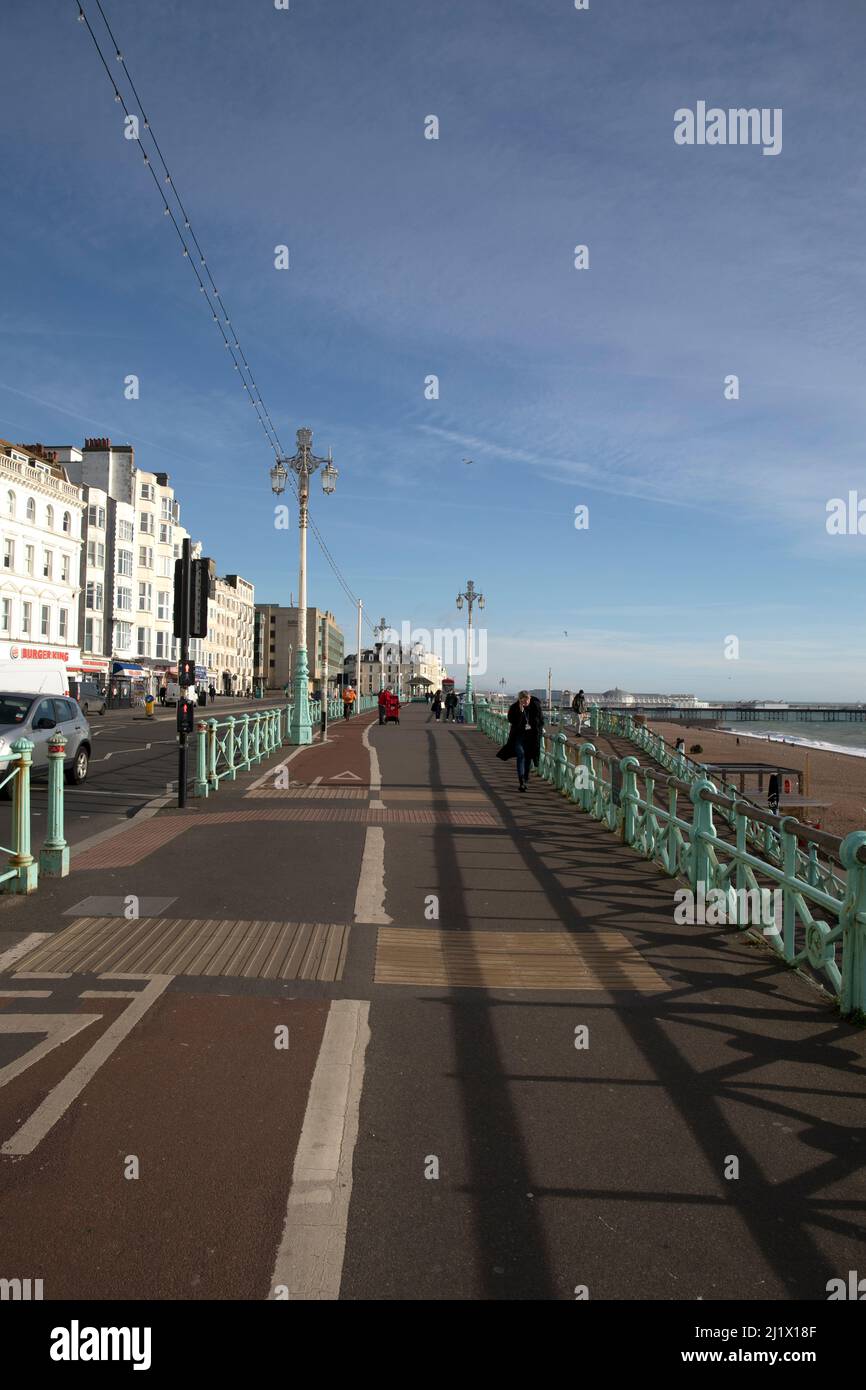 Sea fronts hi-res stock photography and images - Alamy