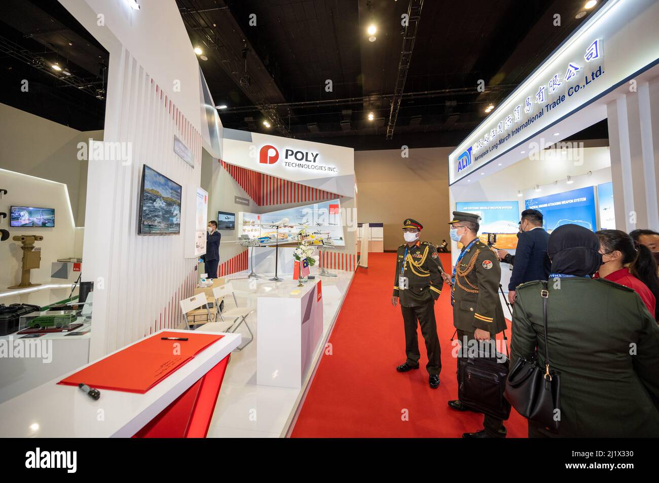 Poly technologies hi-res stock photography and images - Alamy