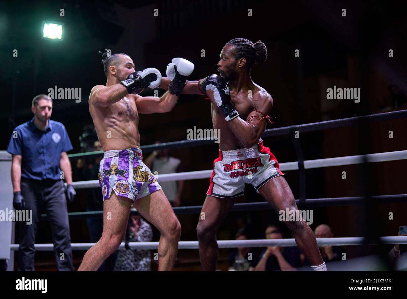 Muay Thai Kickboxing Stock Photo - Alamy
