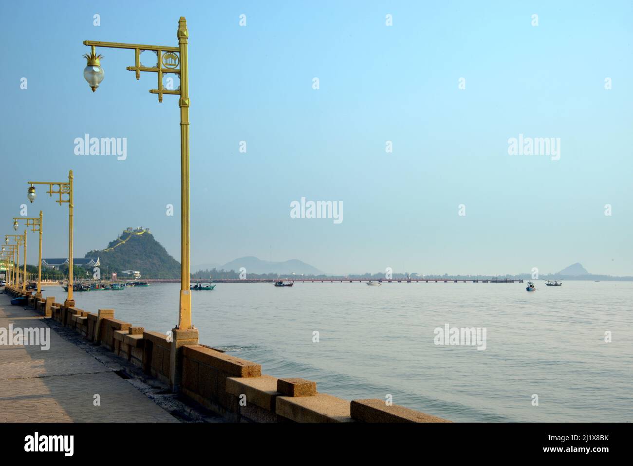 Monkey pagoda hi-res stock photography and images - Alamy