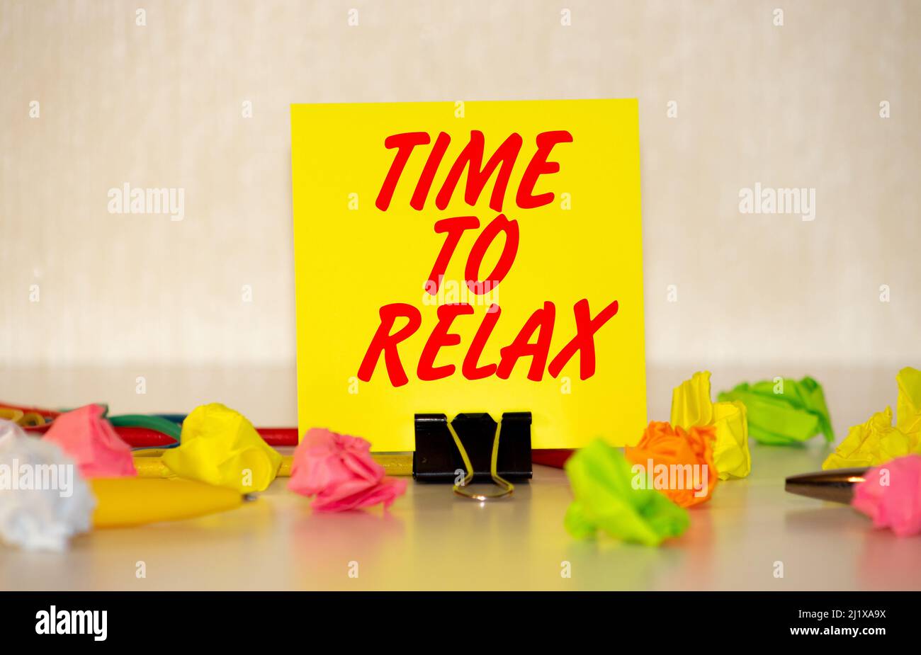 Time to Relax sign with beach background, concept Stock Photo - Alamy