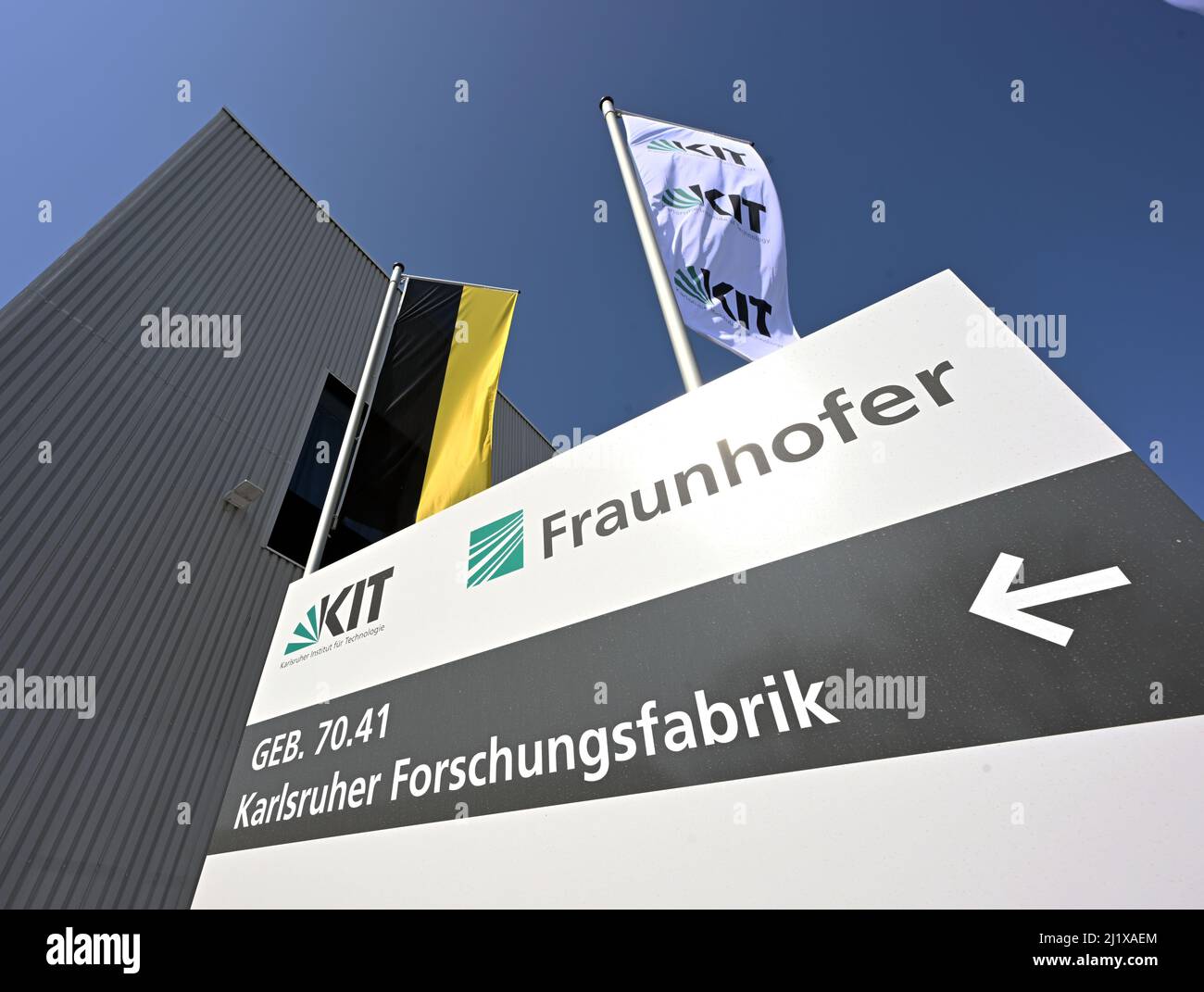 28 March 2022, Baden-Wuerttemberg, Karlsruhe: Exterior photo of the ...