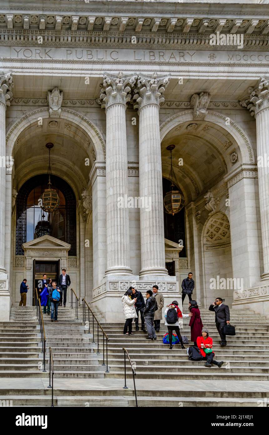 Entrance of New York Public Library with staircase, People entering and ...
