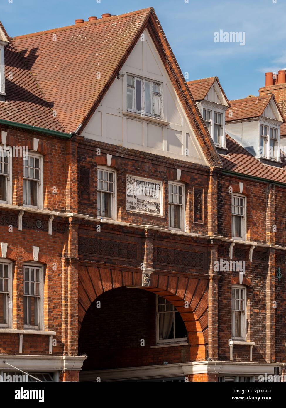 Commercial Street Victorian entrance to Spitalfields Market. London ...