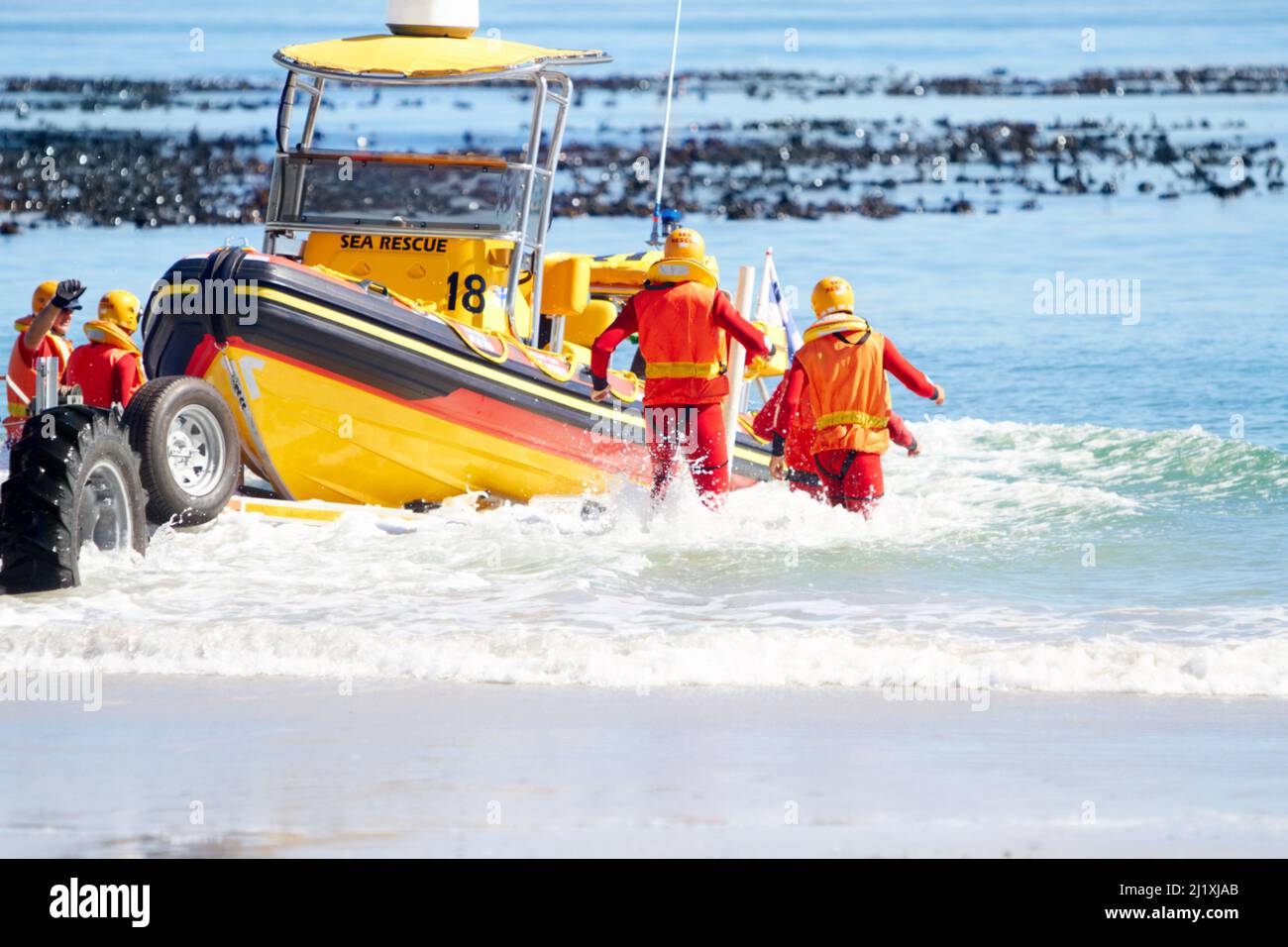 Rescue people hi-res stock photography and images - Alamy
