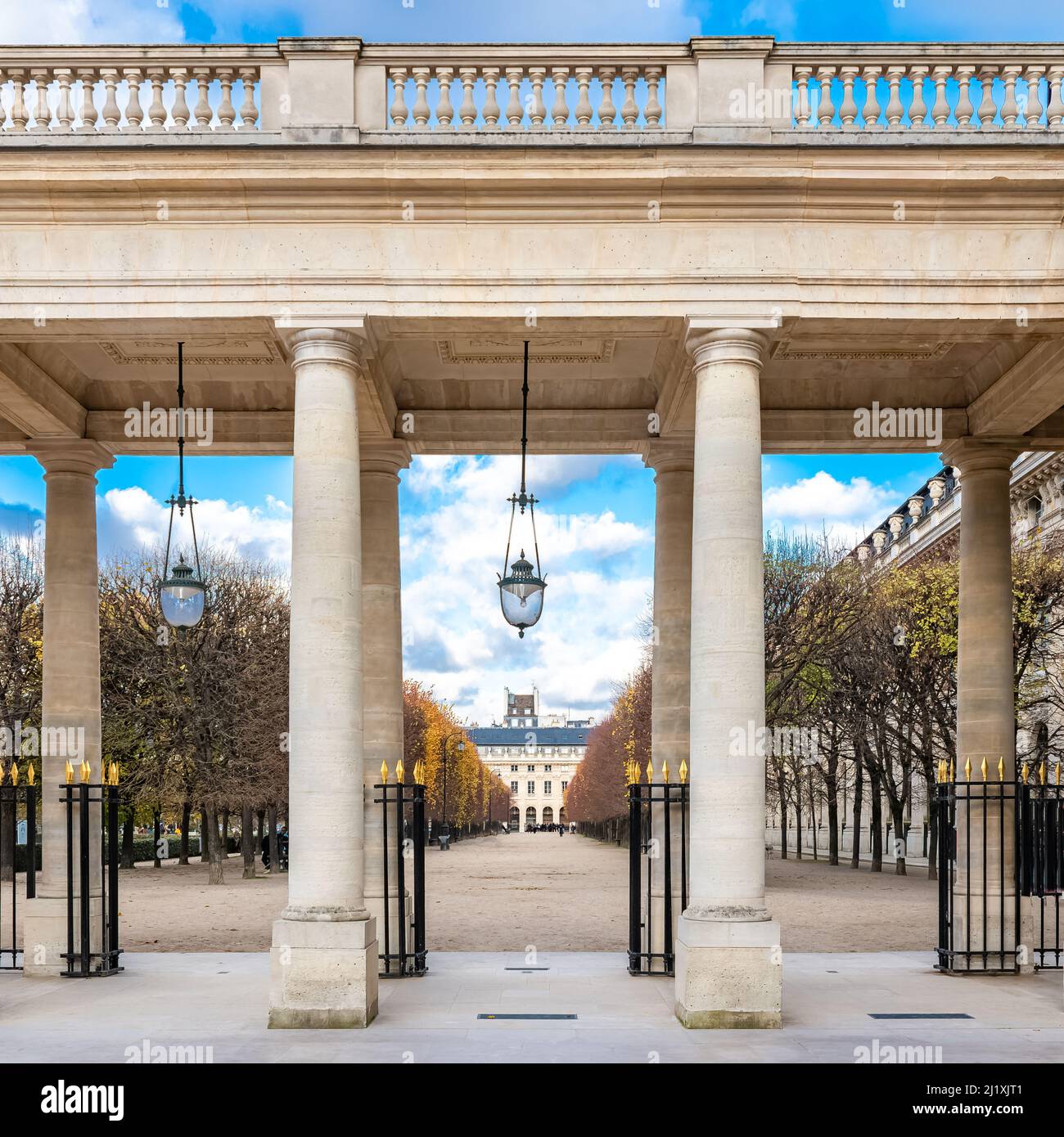 Paris, the Palais-Royal, inner courtyard with columns Stock Photo - Alamy