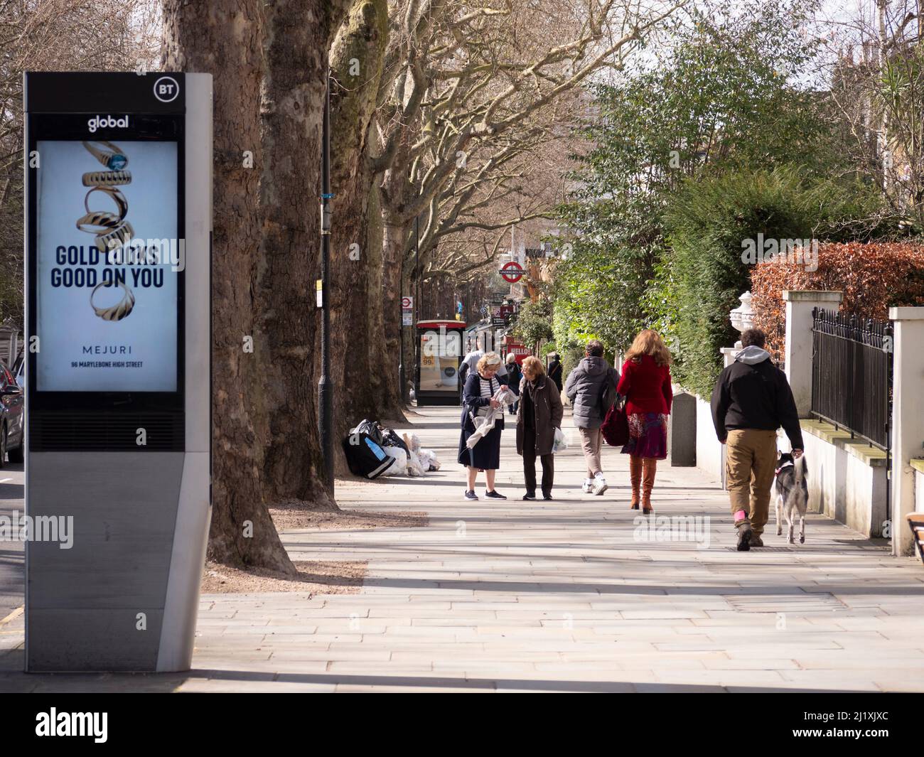 BT, British Telecom global , free Wifi hotspot, and outdoor out of home ...