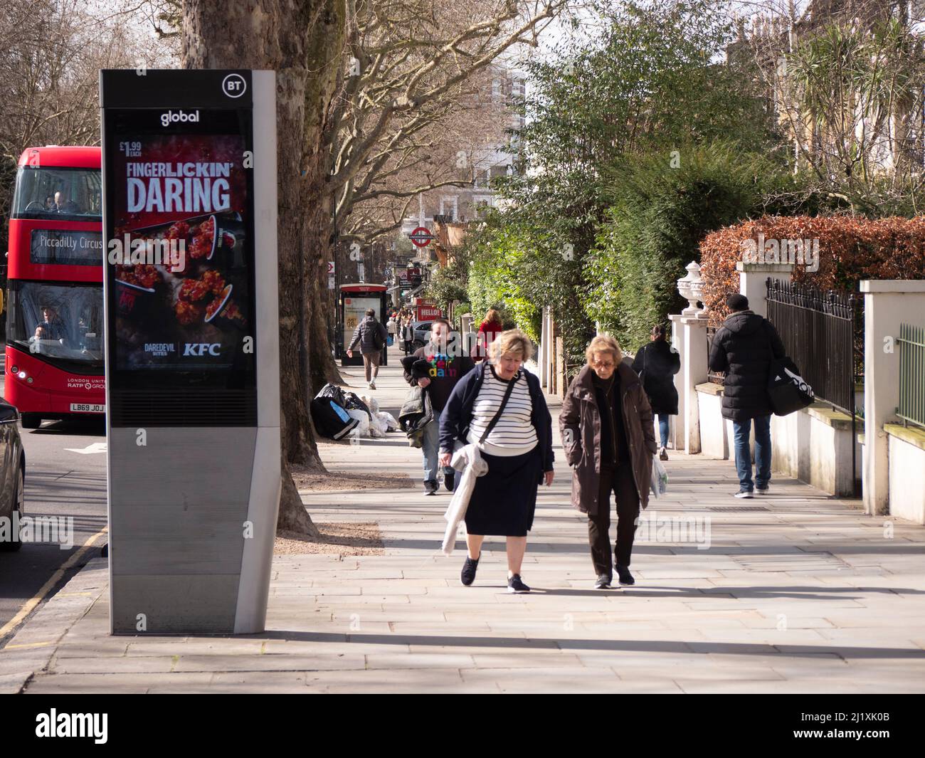 BT, British Telecom global , free Wifi hotspot, and outdoor out of home ...