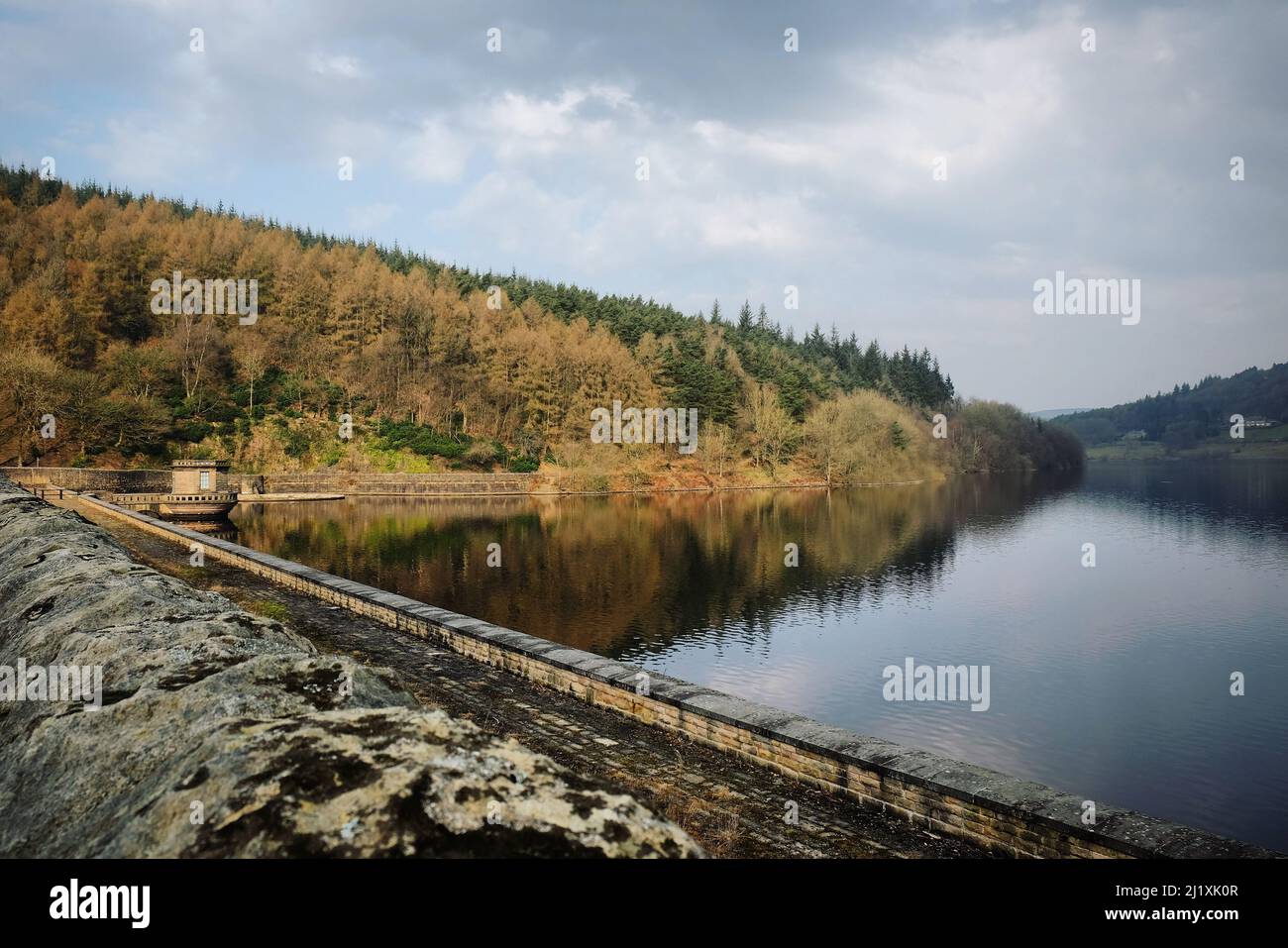 Ladybower Reservoir dam in the Dark Peak of the Peak District ...
