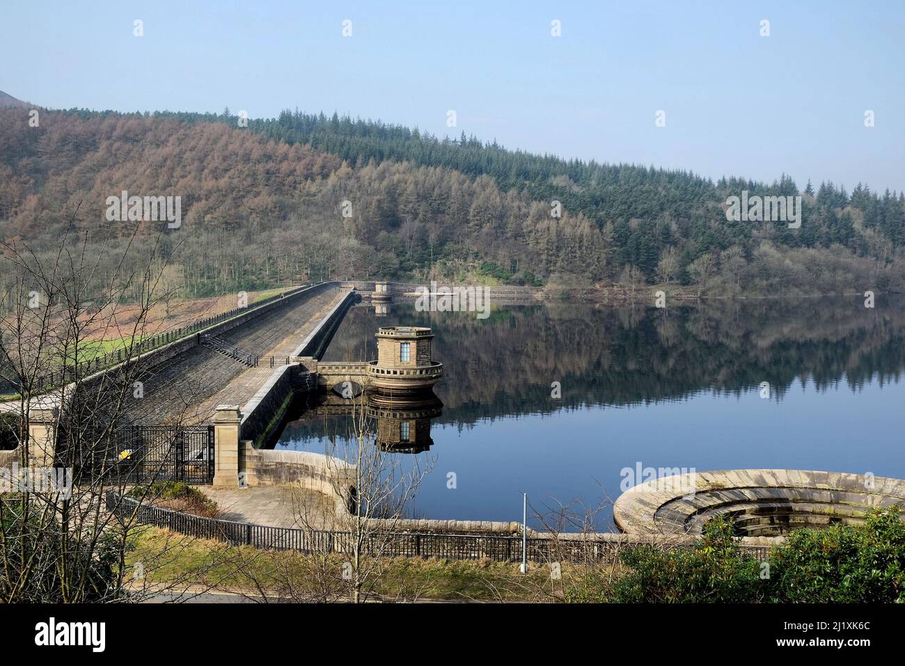 Ladybower Reservoir dam in the Dark Peak of the Peak District ...