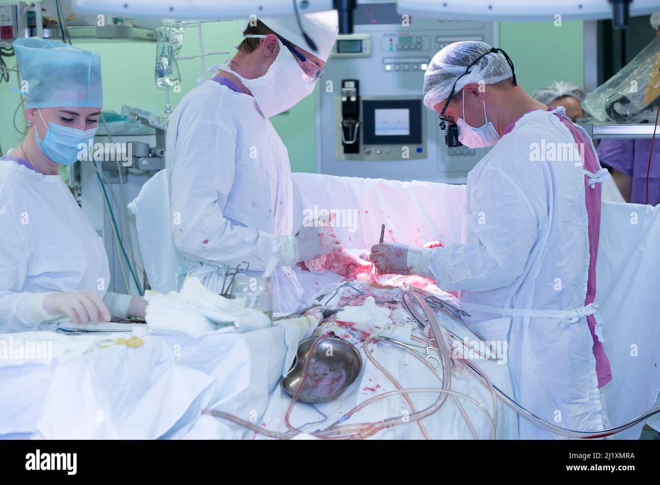 Group doctors perform operation patient hi-res stock photography and ...
