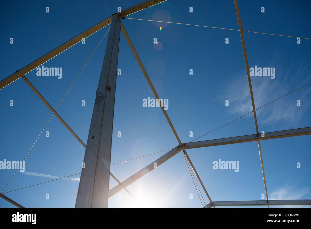 Steel shell new building hi-res stock photography and images - Alamy