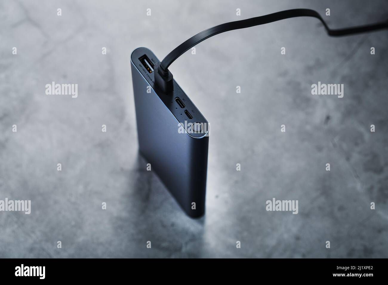 Battery Power supply for recharging gadgets and electronic devices ...