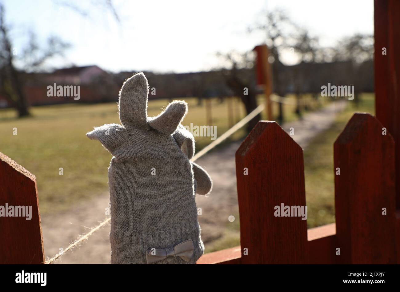 Mittem lost mitten hi-res stock photography and images - Alamy