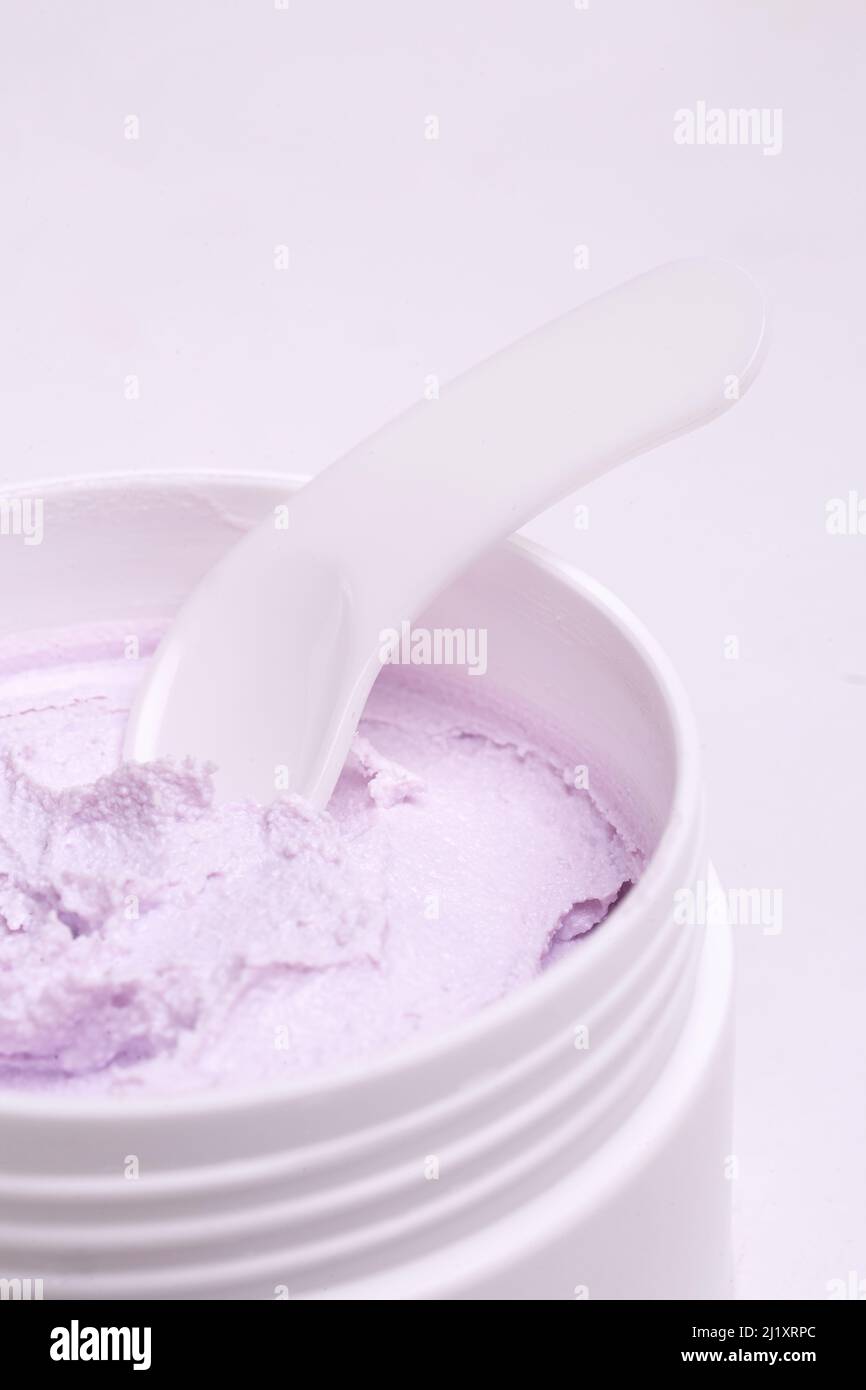 Face cream moisturiser jar hi-res stock photography and images - Alamy