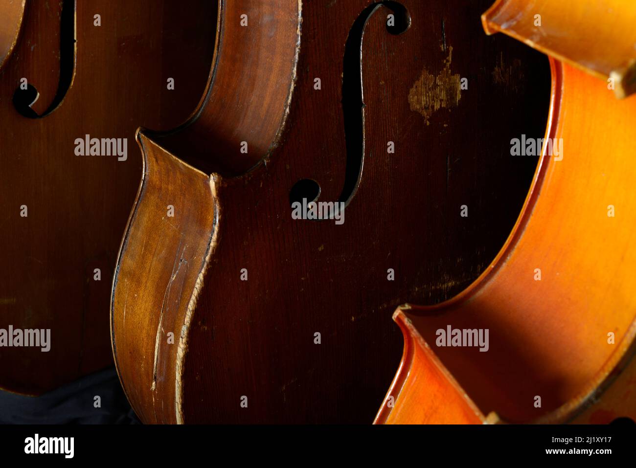 Cello f hole hi-res stock photography and images - Alamy