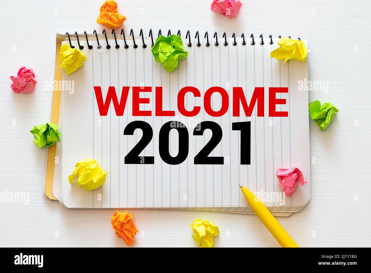 Note with words Welcome to 2021 attaches on blackboard Stock Photo - Alamy