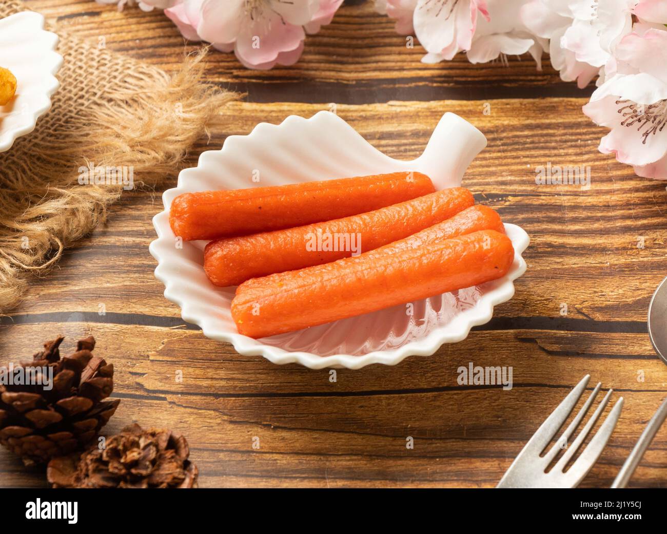 Hot dog dogs hotdog hotdogs sausage bun hi-res stock photography and ...