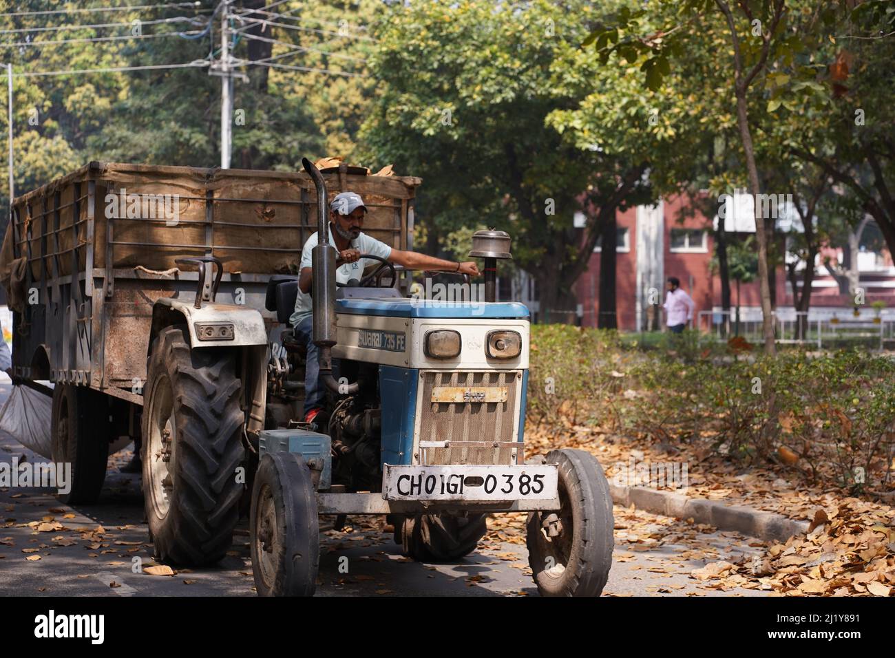 Indian road worker from hi-res stock photography and images - Alamy
