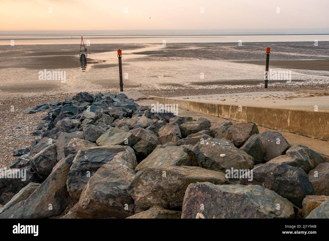Hunstanton beach sunset on north hi-res stock photography and images ...