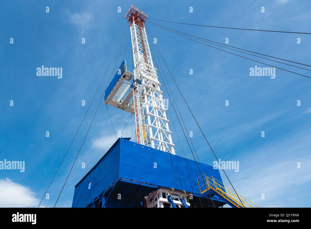 Mobile servicing tower hi-res stock photography and images - Alamy