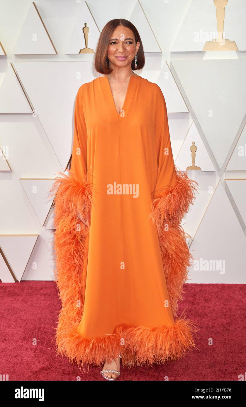 Maya Rudolph arriving on the red carpet of the 94th Oscars at the Dolby ...