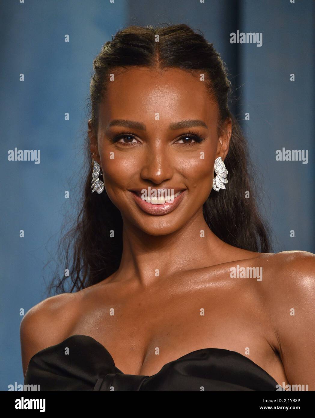 Jasmine Tookes at the 2022 Vanity Fair Oscar Party hosted by editor ...