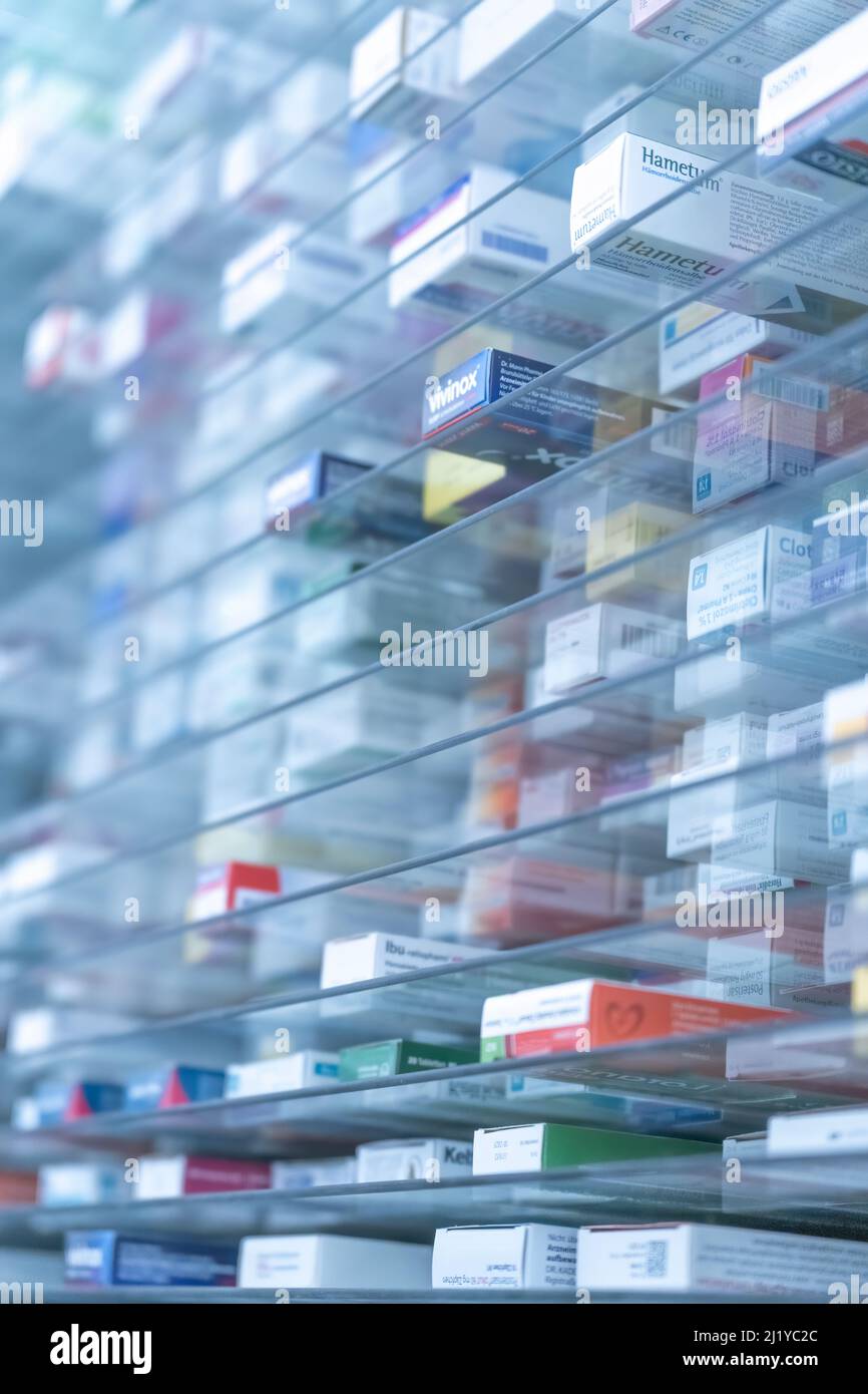 Medication dispensing system hi-res stock photography and images - Alamy