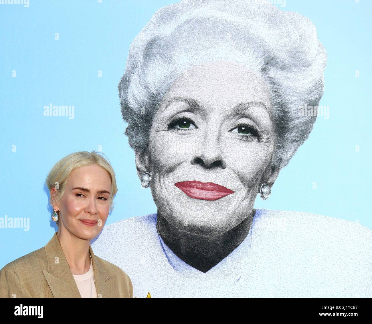 Pasadena, CA. 26th Mar, 2022. Sarah Paulson, with Poster of Holland ...