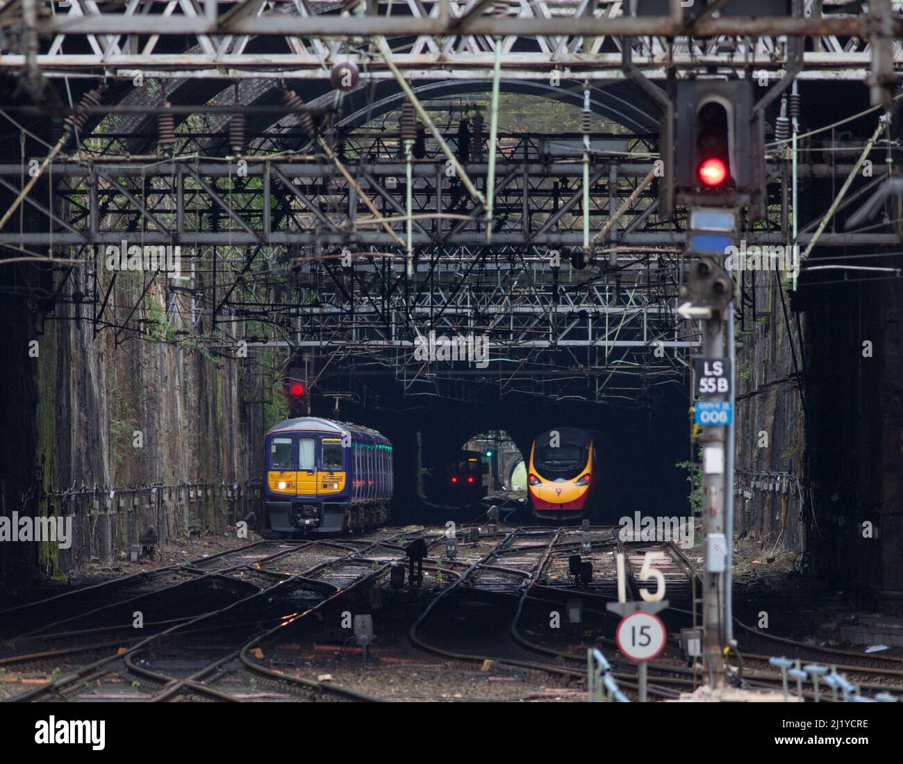 Northern Rail class 319 electric commuter train 319383 approaching ...