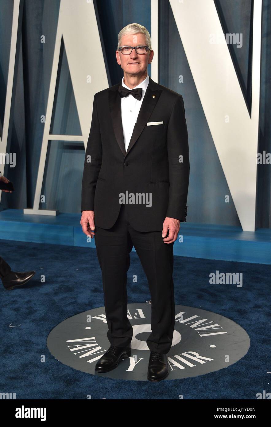 Tim Cook at the 2022 Vanity Fair Oscar Party hosted by editor Radhika ...